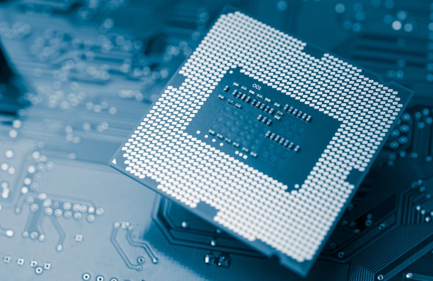 UAE takes stake in UK chipmaker Paragraf with £40m investment - UKTN