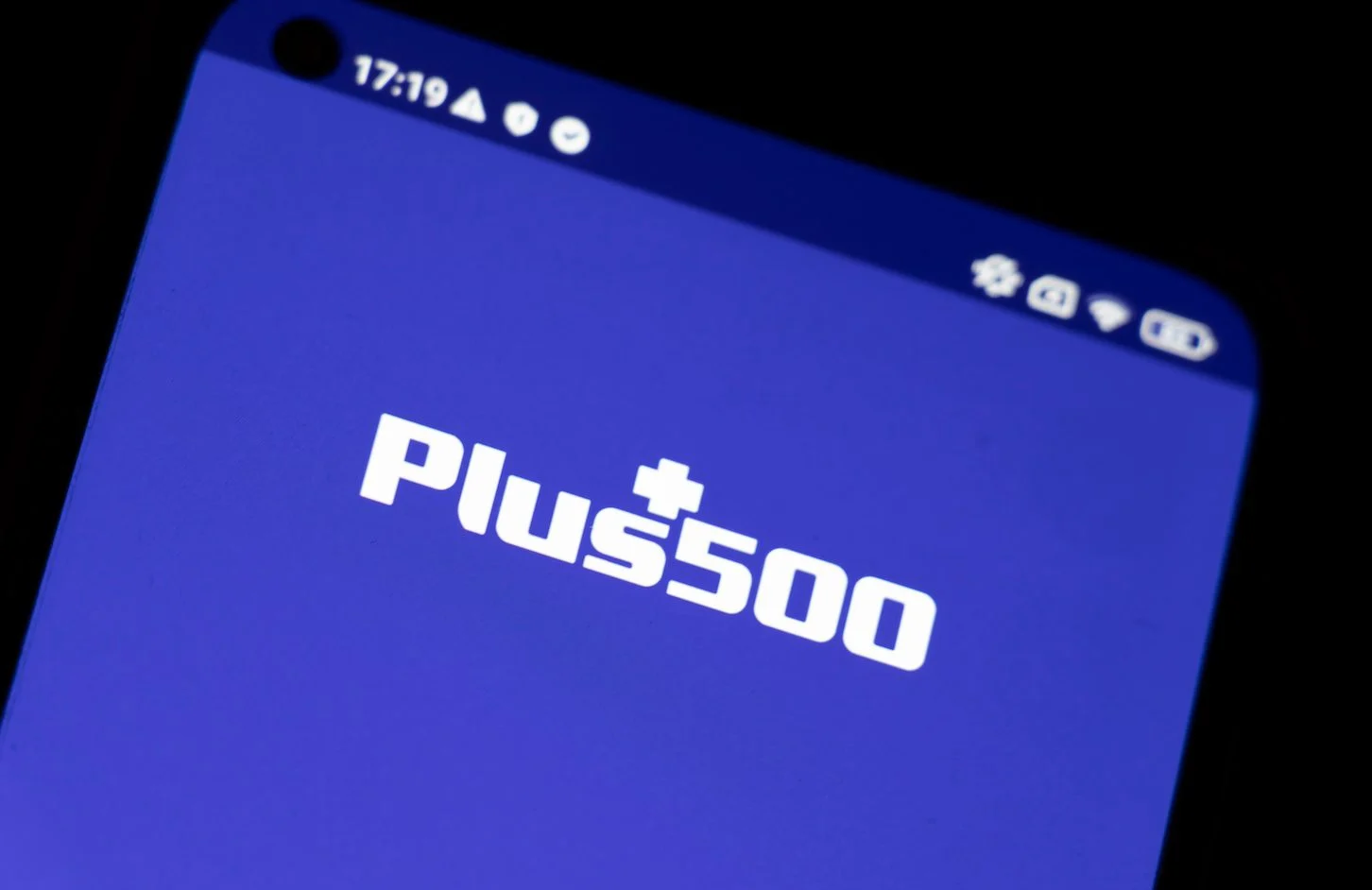 Plus500 expands to Latin America with Colombian authorisation - UKTN