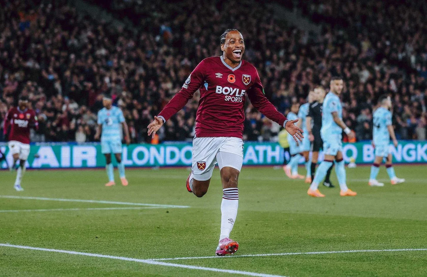 Premier League team launches AI scouting partnership with AWS and ...
